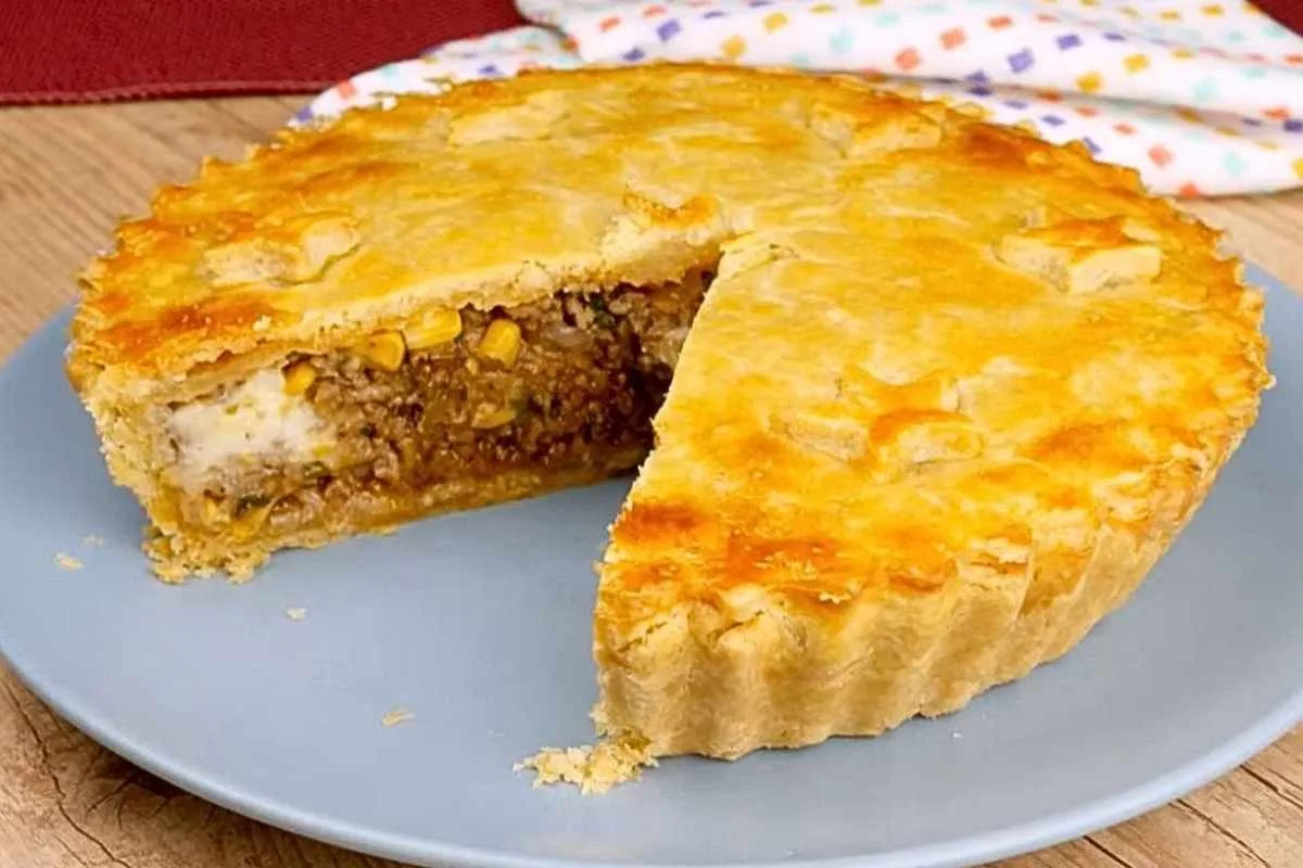 Empadão de Carne Moída: Aprenda como preparar essa delícia em casa