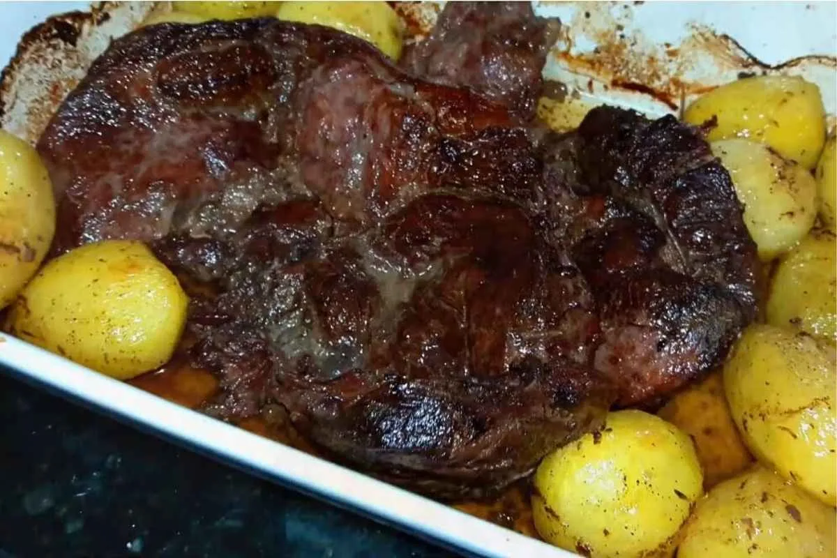 Alcatra de Forno com Batatas